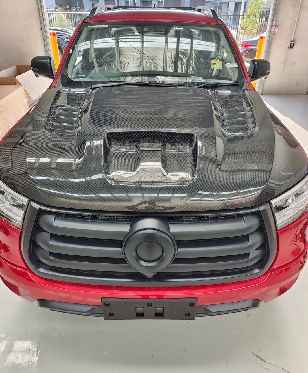 Bonnet - Tank Garage