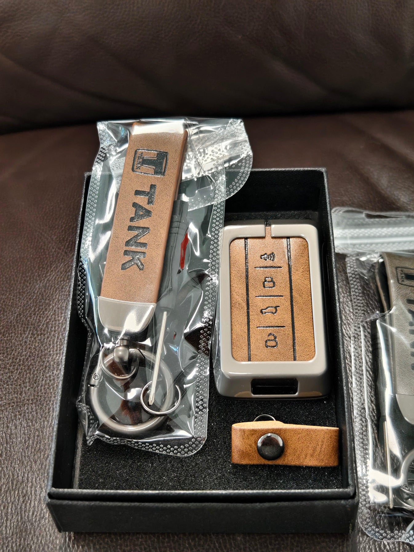 TANK 300 TANK 500 Key Case Leather Cover Chain