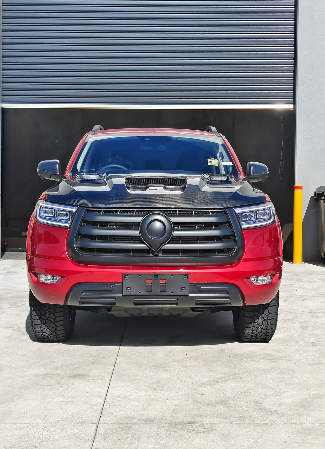 Bonnet - Tank Garage